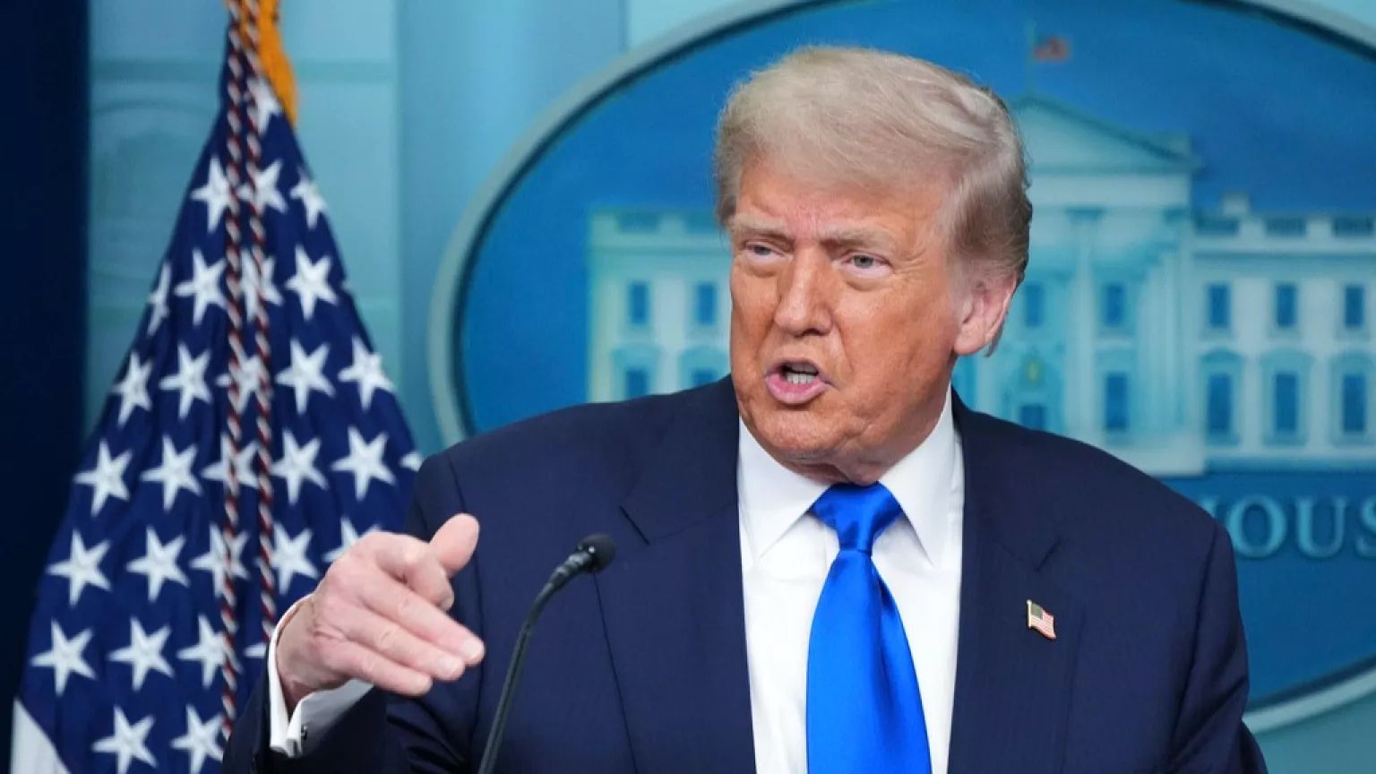 Donald Trump amenazó con imponer aranceles a los países que se alineen ...